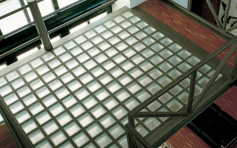 Pavés de verre : tout ce qu'il faut savoir - VerreLab